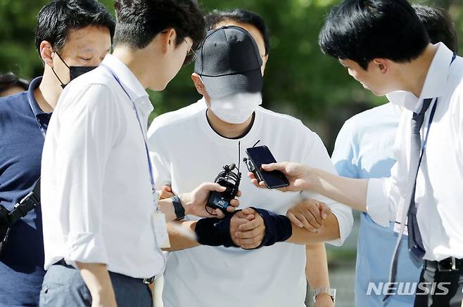 미성년자 의제강간 혐의 피의자 영장심사