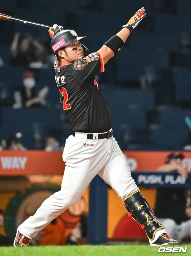 '강백호·박병호 연속 대포+고영표 20번째 QS' KT, 삼성에 7-1 승리 '2위 자리 사수' [수원 현장리뷰]