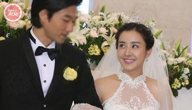 이혼이 인생 최대 실수라는 여배우가 전남편과 연락하는 이유 뉴스에이드