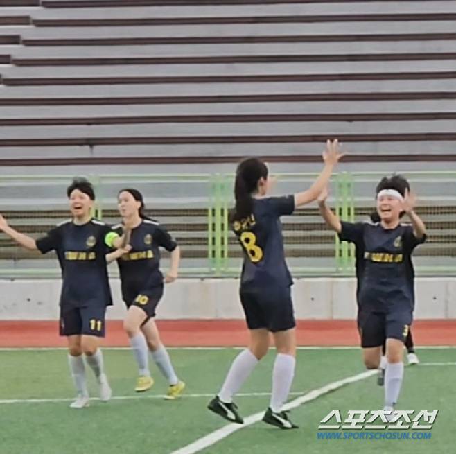 축구 넘좋아♥ 이화여고x전농중 서울대표 여축스포츠클럽이 쏘아올린 희망 다시 학교체육on