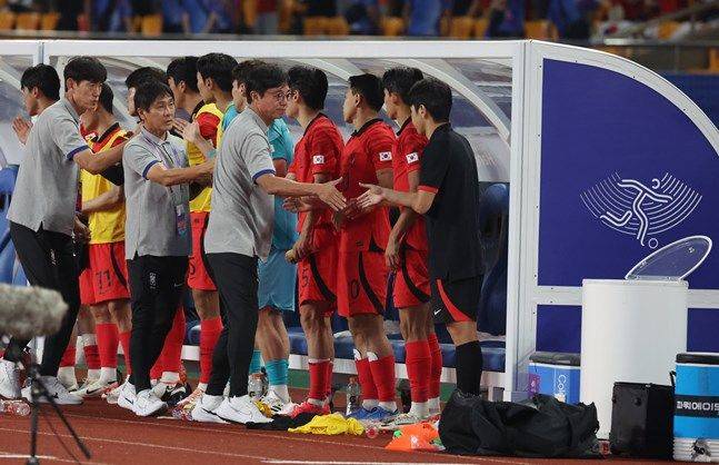 Var 없다 황선홍호 중국 상대로 화끈한 공격축구 절실 항저우 Ag