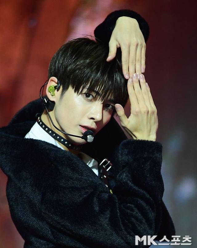 TXT 태현 ‘눈빛 카리스마’ [MK포토]