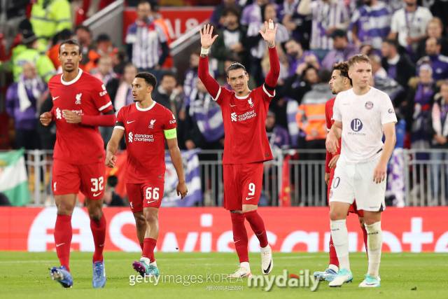 엔도 데뷔골 리버풀 툴루즈 5 1 대파uefa 유로파리그 3전전승