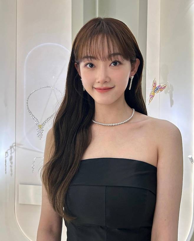 ‘힘쎈여자 이유미 여신 드레스룩 완성 다음 엔 뭘 입어볼까 스타와 패션