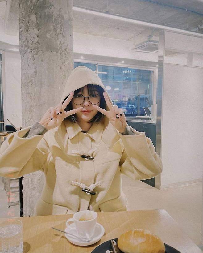 윤은혜 이 귀여움 무엇 더플 코트 입고 리즈 시절 귀환 스타와 패션