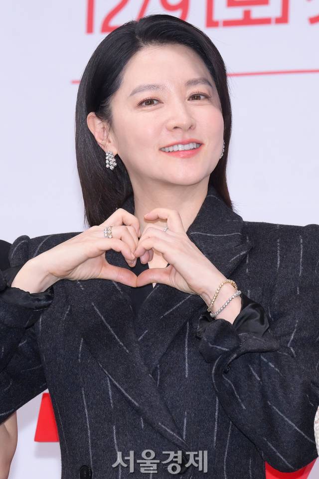 마에스트라 이영애 베토벤 바이러스 비교 더 자신 있어···여성 지휘자 役 욕심 Se★현장