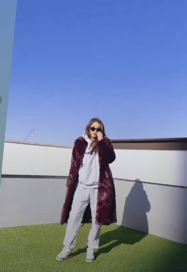 유인영 패셔니스타가 제안하는 ‘내 맘대로 데일리룩 스타와 패션