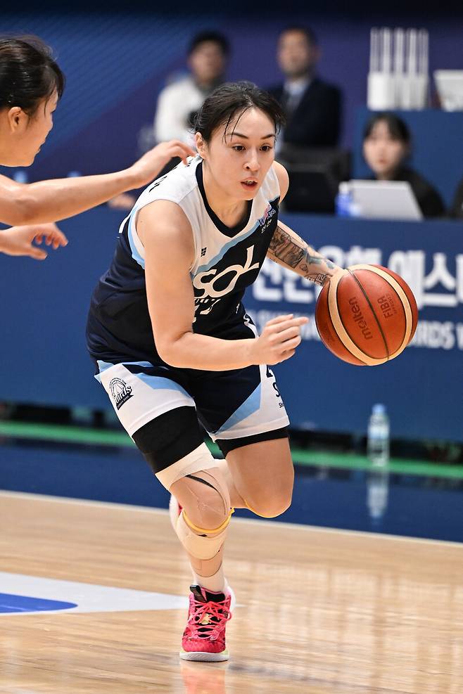 원투펀치 싸움 완패한 신한은행 김소니아 활약 꾸준해야 한다