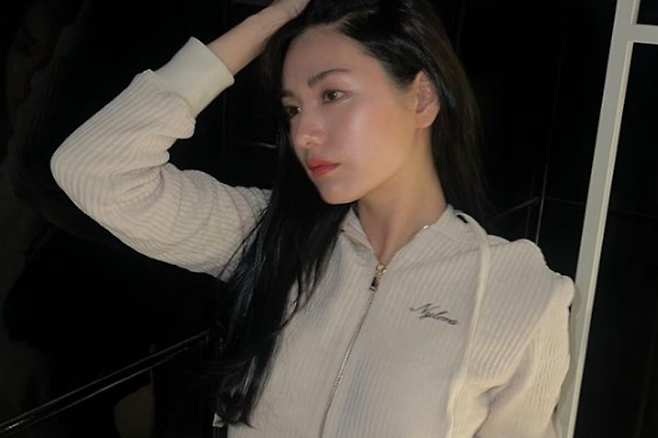 얼굴도 예쁜데 8등신 여배우172cm49kg실물체감샷애슬레저룩 어썸클