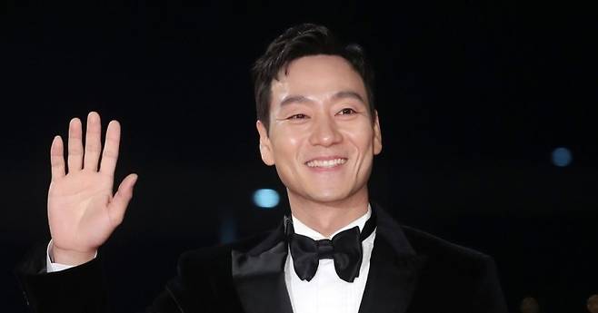 북한에서 살다 왔냐” 의심하게 만든 유명배우 스포엔 뉴세이