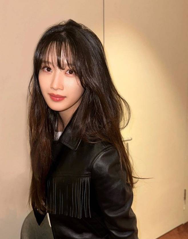 요즘 여친짤 대세로 떠오른 문가영 일상 스타일링 헤어핏