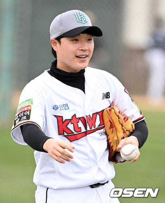 13kg 감량에도 제자리걸음…우승 주역 은퇴→좌완 기근 심화, ‘롯데 에이스 동생’ 어깨가 무겁다