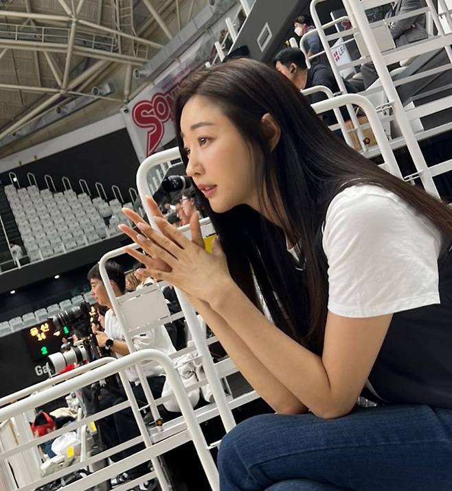 여전한 방부제 미모 김사랑 안 늙는 이유 뷰티는 내운명
