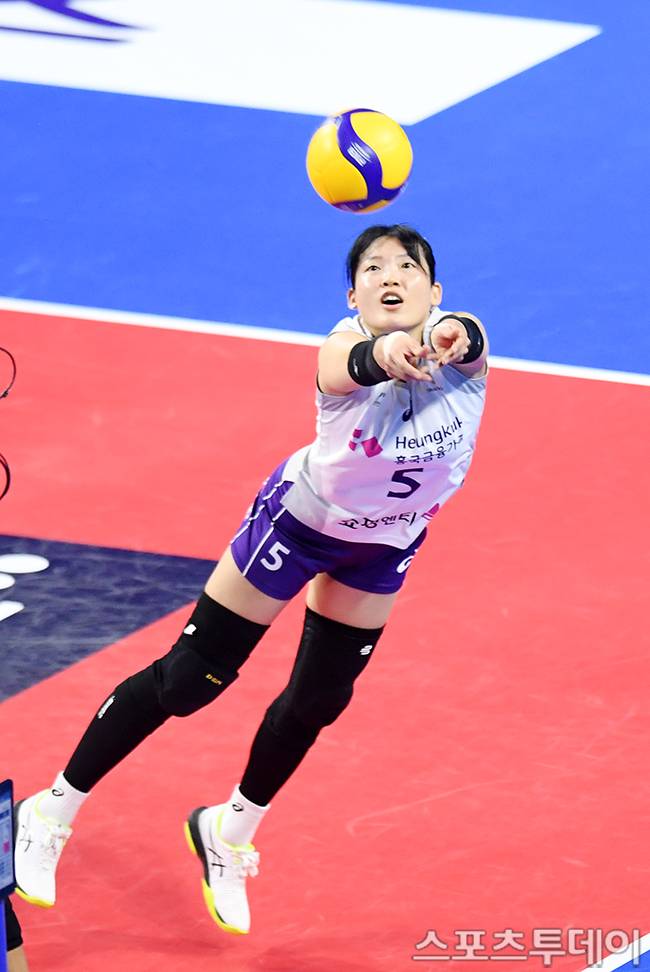 St포토 김해란 몸 날리는 디그