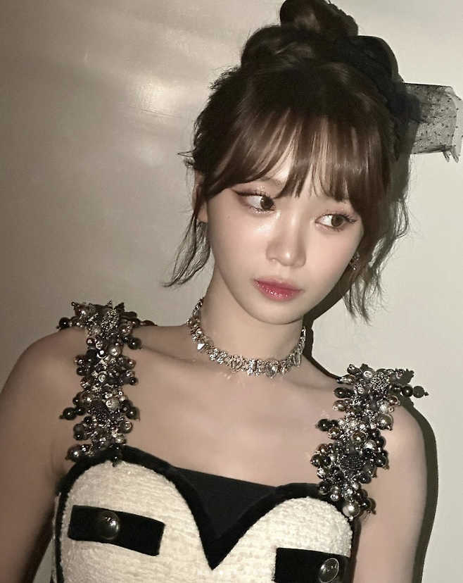 장원영 제니 Pick 발레코어룩 리본 헤어 스타일링 더 케이커