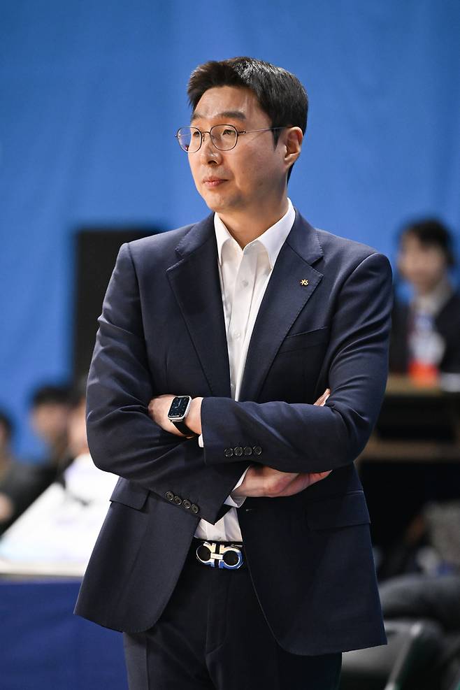 5연승 국민은행 김완수 감독 저득점 경기 라이벌전 선수들 부담 느낀 듯” Ss리뷰