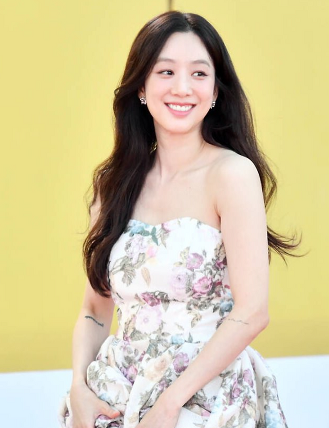 40대 믿기지 않는 려원 동안미 완성한 이 헤어스타일 헤어핏