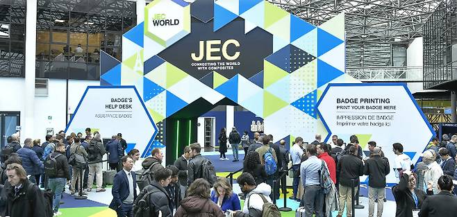 케이비엘러먼트, 세계 최대 복합소재展 '파리 JEC WORLD 2024' 참가