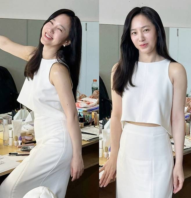 박주미 청담동 사모님의 우아한 외출 스타일 품격 갖춘 동안 투피스룩 패션엔