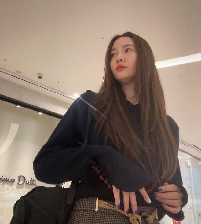 진아름 쇼핑도 멋들어지게 고급스러운 니트 오버핏 쇼트 팬츠 패션 스타와 패션