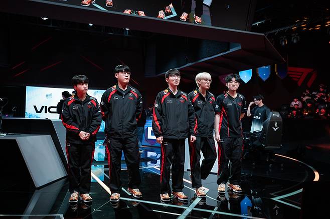 Lck 스프링 ‘1황 없다” 7연승 T1 단독 1위 등극‘급행열차 Kt 젠지 잡고 선두권 진입 Ss시선집중