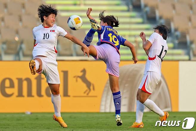 여자축구 올림픽 출전 도전 북한 도쿄서 3000여명 대규모 응원