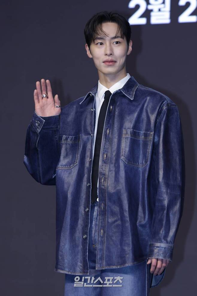 왓is 이재욱 ♥카리나와 공개열애 후 루머‧악플에 ‘몸살”법적 대응”