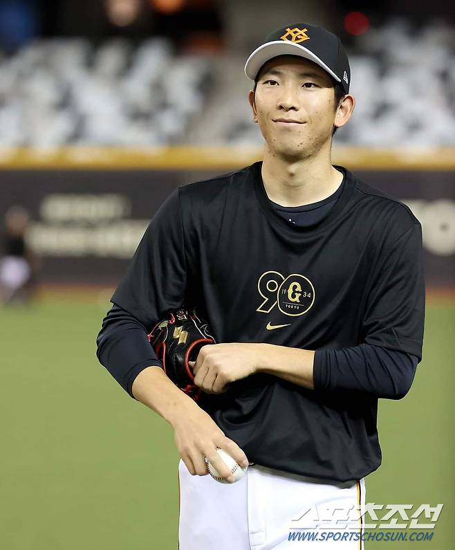 3만7890명 타이베이돔 개장경기에 대만 역대 최다 관중 요미우리 에이스 도고 3이닝 6탈삼진 민창기의 일본야구