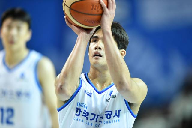 벨란겔 24득점 폭발 한국가스공사 삼성에 6점차 승리올 시즌 삼성전 4연승잠실 원정 3연패 탈출 Md잠실