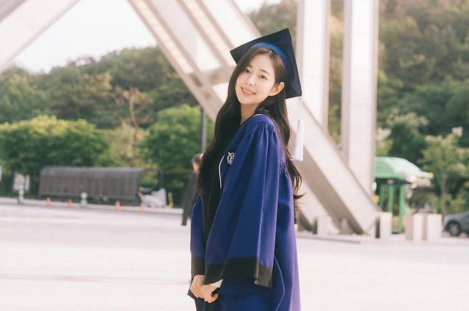 모범적인 학창시절 지나 최근 서울대 졸업한 배우 맥스무비