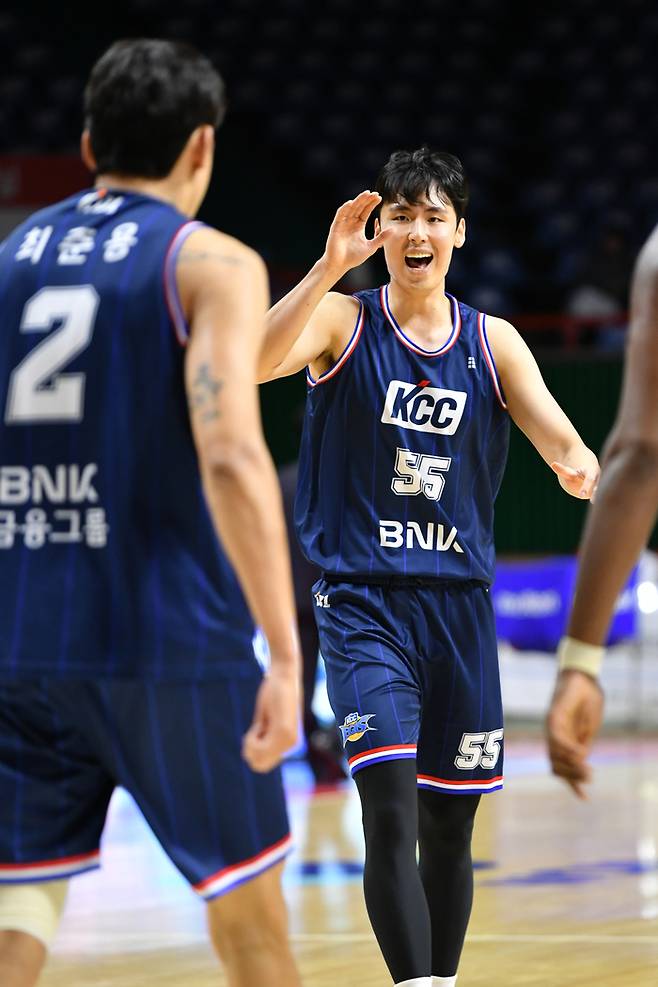 Kcc 최준용 훈련 시작 복귀 초읽기 송교창 복귀는 아직