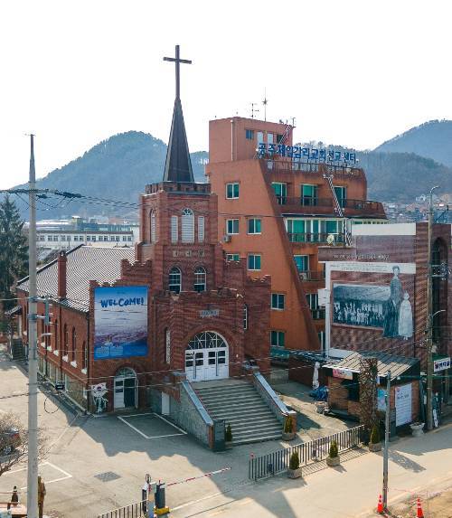 만세운동부터 스테인드글라스까지 역사·예술이 공존하는 곳