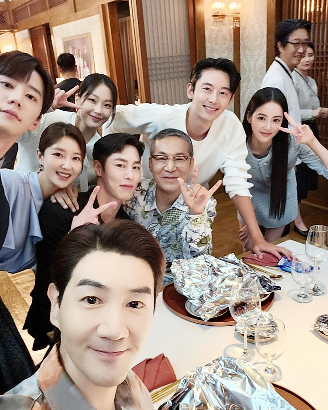 아이돌로 3번이나 데뷔했는데 결국 배우로 성공한 연예인 근황 스포엔 뉴세이