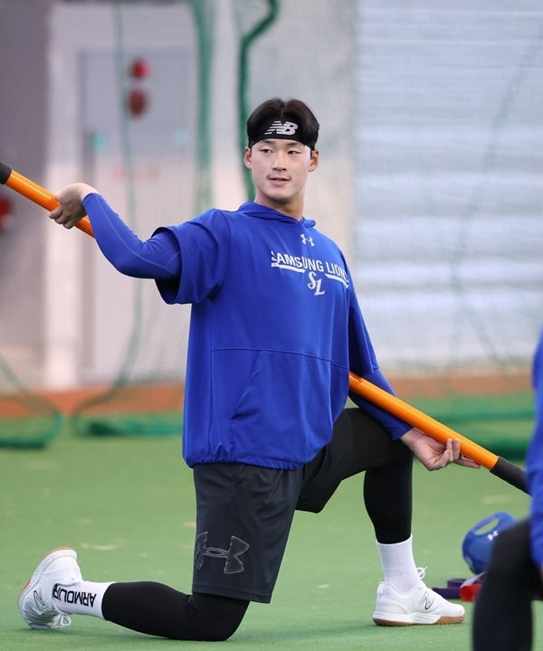 Kkkk는 좋았는데‘1r 지명→5선발 후보 삼성 20살 우완 상무전 4이닝 3실점