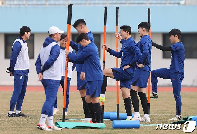 황선홍호 10연속 올림픽 본선 자신 일본 꺾고 우승하겠다
