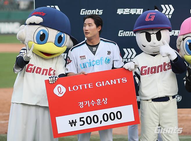 이주찬 밀었던 명장의 촉 롯데 첫 연승 견인감독님 기대 부응해 다행 부산 인터뷰