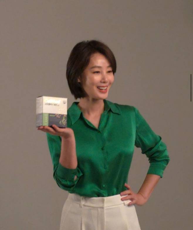 김성령 세련美 한도초과 숏컷 단발 보브컷 50대 헤어스타일 추천 뷰티는 내운명