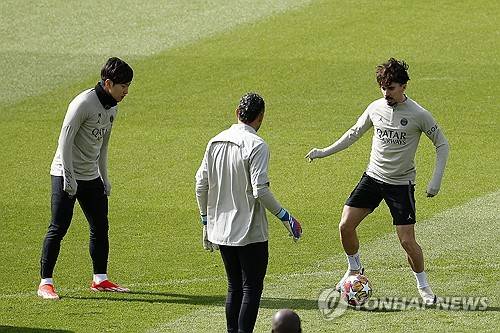 Lee 바르셀로나 이번엔 이간다이강인 Psg 선발 예상→음바페뎀벨레와 슈퍼 트리오