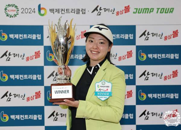 일본 선수 아야나, KLPGA 점프투어 우승…"롤모델은 신지애 프로"