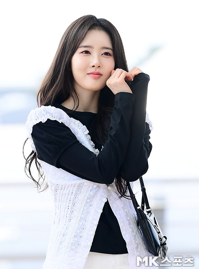 박남정 딸 시은 아무래도 아빠 판박이 요정美 뿜뿜 미니스커트 페어리룩 공항패션 스타와 패션