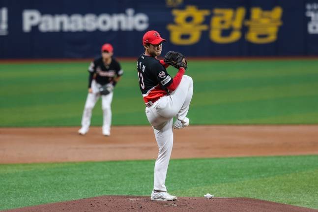 '와, 무슨 스무살짜리가' 139㎞ KIA 좌완의 매력, 볼수록 빠져든다... "왜 1R인지 알겠다"