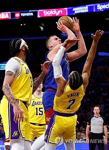 Nba Po ‘요키치·고든·포터 주니어 더블더블 덴버 Lal 꺾고 시리즈 3연승