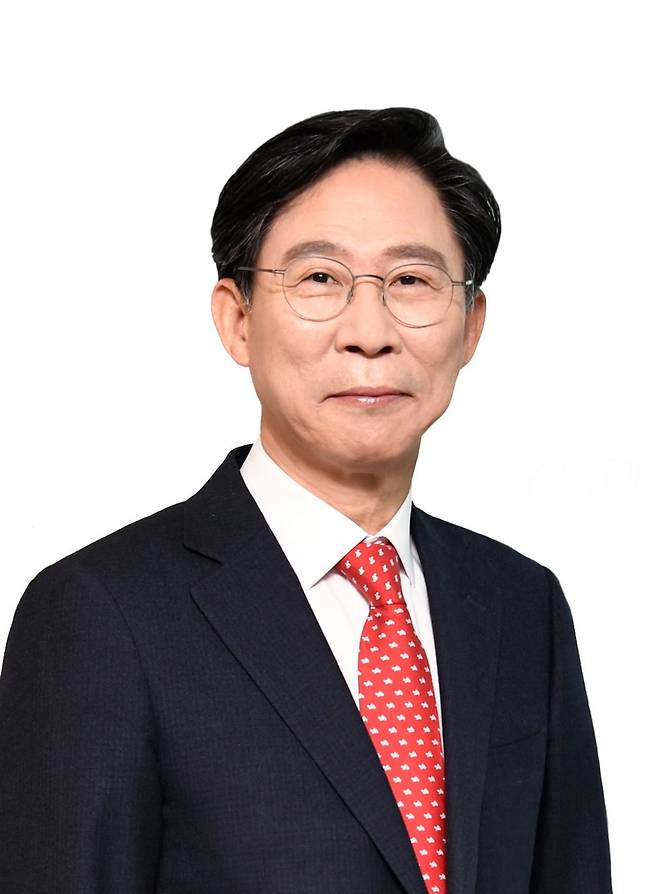 홍원학 삼성생명 사장 업권 경계 허물고 ‘자산운용·제3보험 승부수 2024 파워 금융인 30
