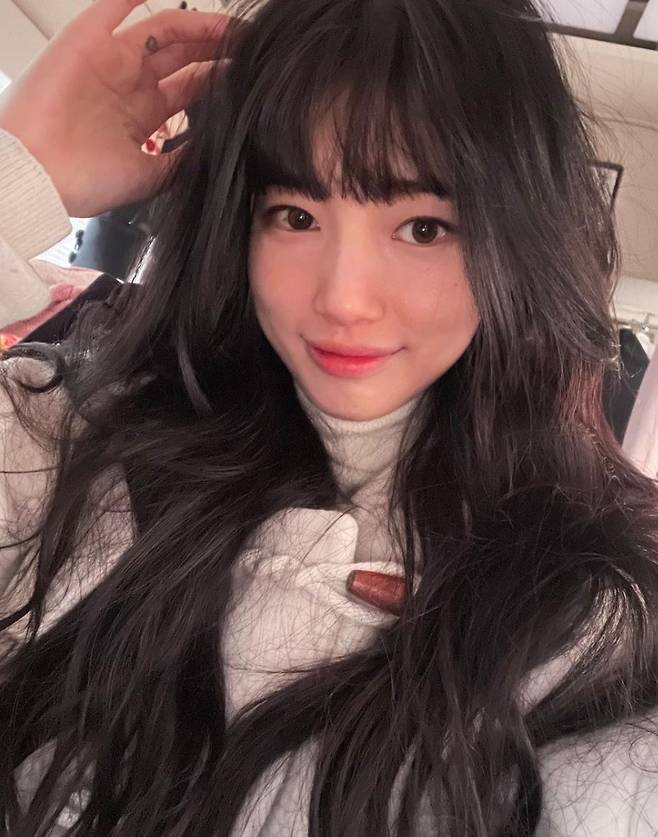매해 백상예술대상에서 리즈 갱신하는 수지 근황 스타일링 헤어핏