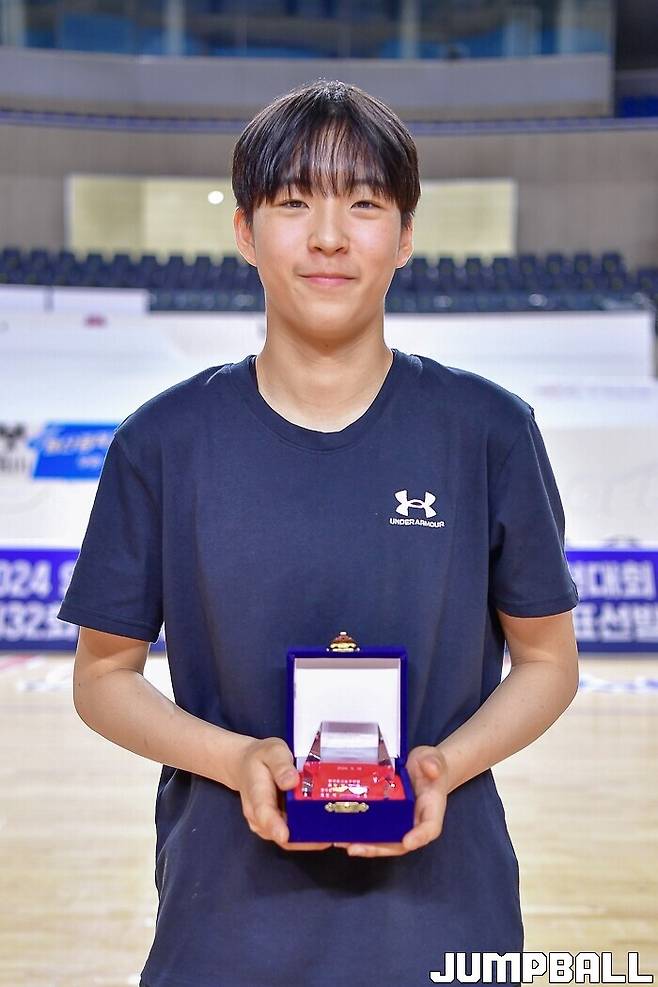 24연맹회장기 이해란을 연상케 한 수피아여중 김담희 여중부 Mvp 선정