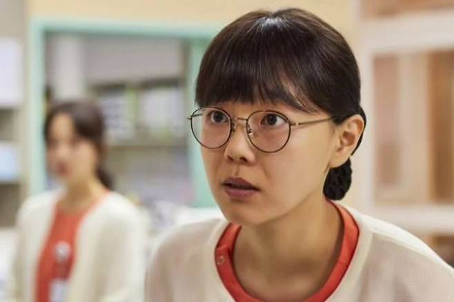 기자들도 몰랐다 알고보니 5년전에 조용히 결혼한 톱스타 여배우 필더무비