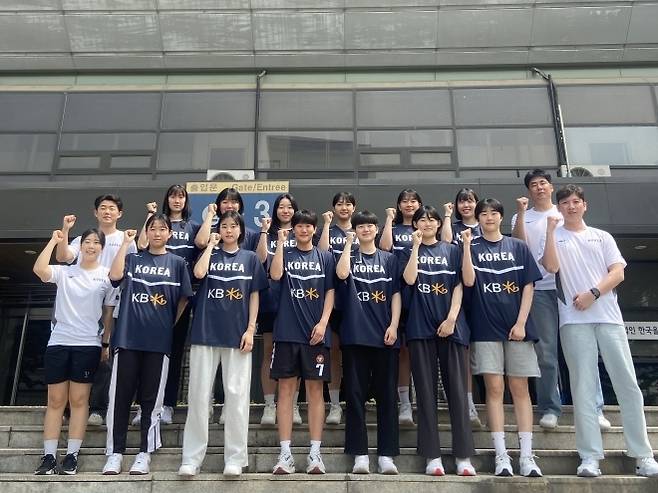 대한민국 U 18 女 대표팀 최종 12인 명단 확정6월 중국서 U 19 월드컵 도전