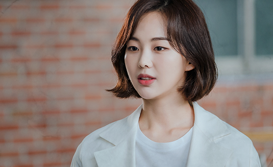 단역으로 데뷔해 스타됐는데현재 번아웃와 방황중인 톱여배우 필더무비