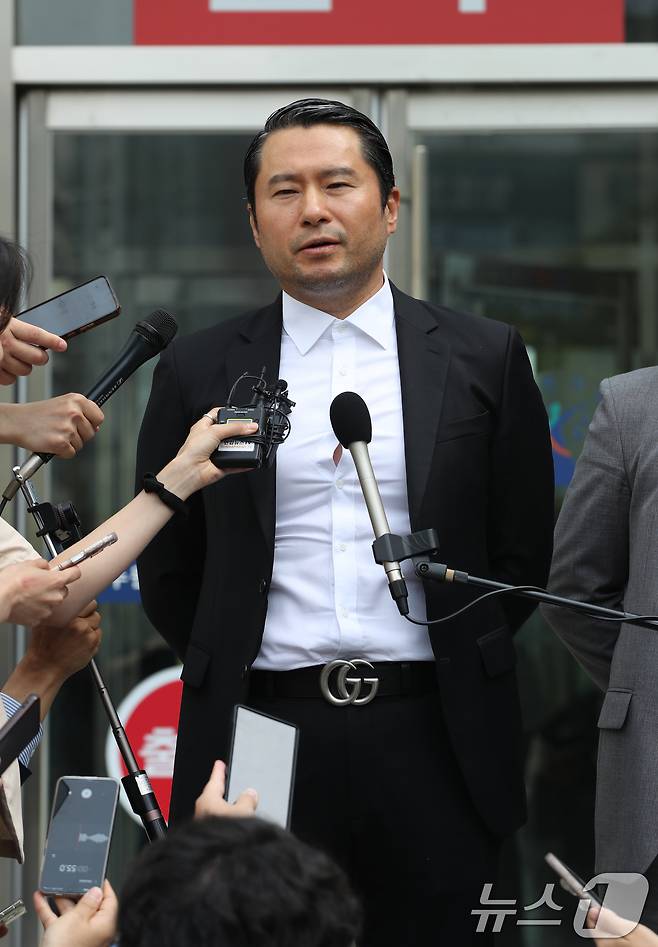 ‘대북 송금 의혹 이화영 전 경기도 평화부지사 1심서 징역 9년 6개월 선고