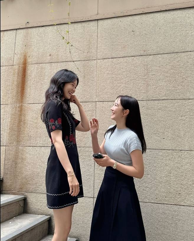 장예원 아나 동생도 아나운서였어 예쁜 자매 표 미니드레스 롱스커트룩 스타와 패션